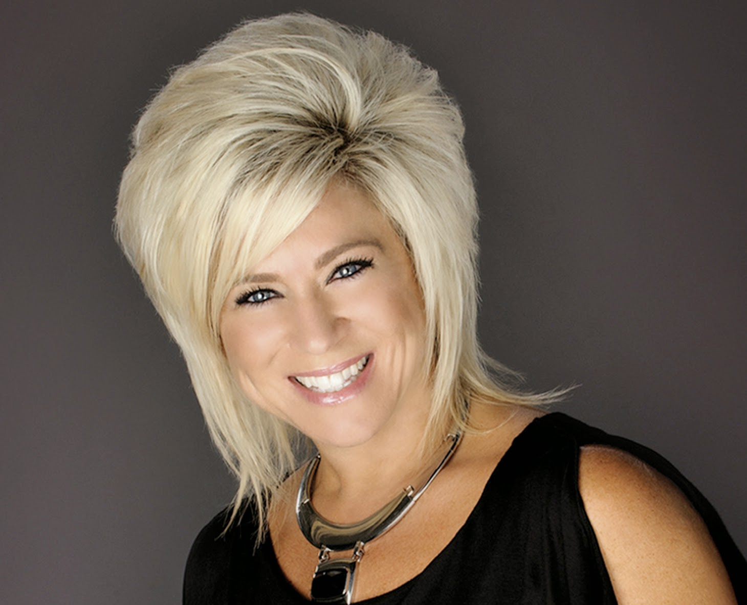 Six Top Celebrity Psychic Mediums - Famous Psychics